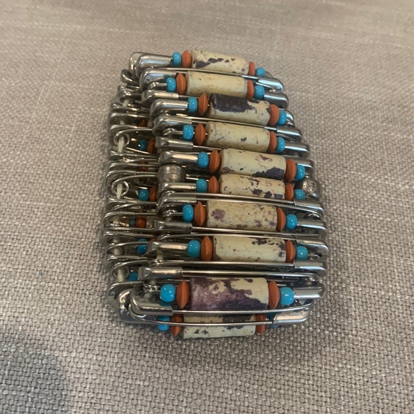 Jewelry | Beaded Safety Pin Stretchy Braclet | Poshmark